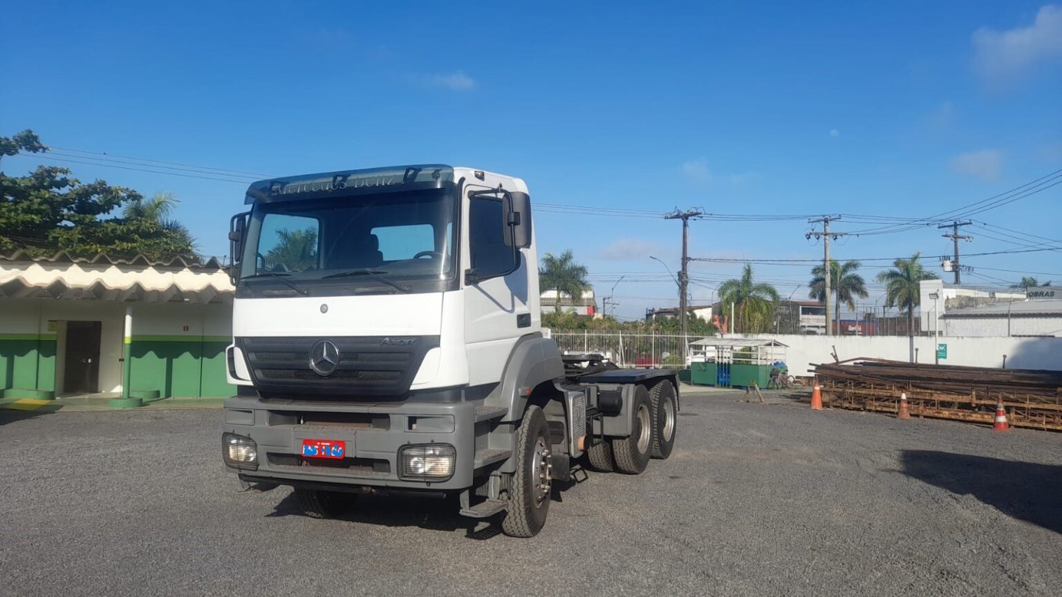 CAMINHÃO MERCEDES BENZ AXOR 3344 - 440 CV | Oktene